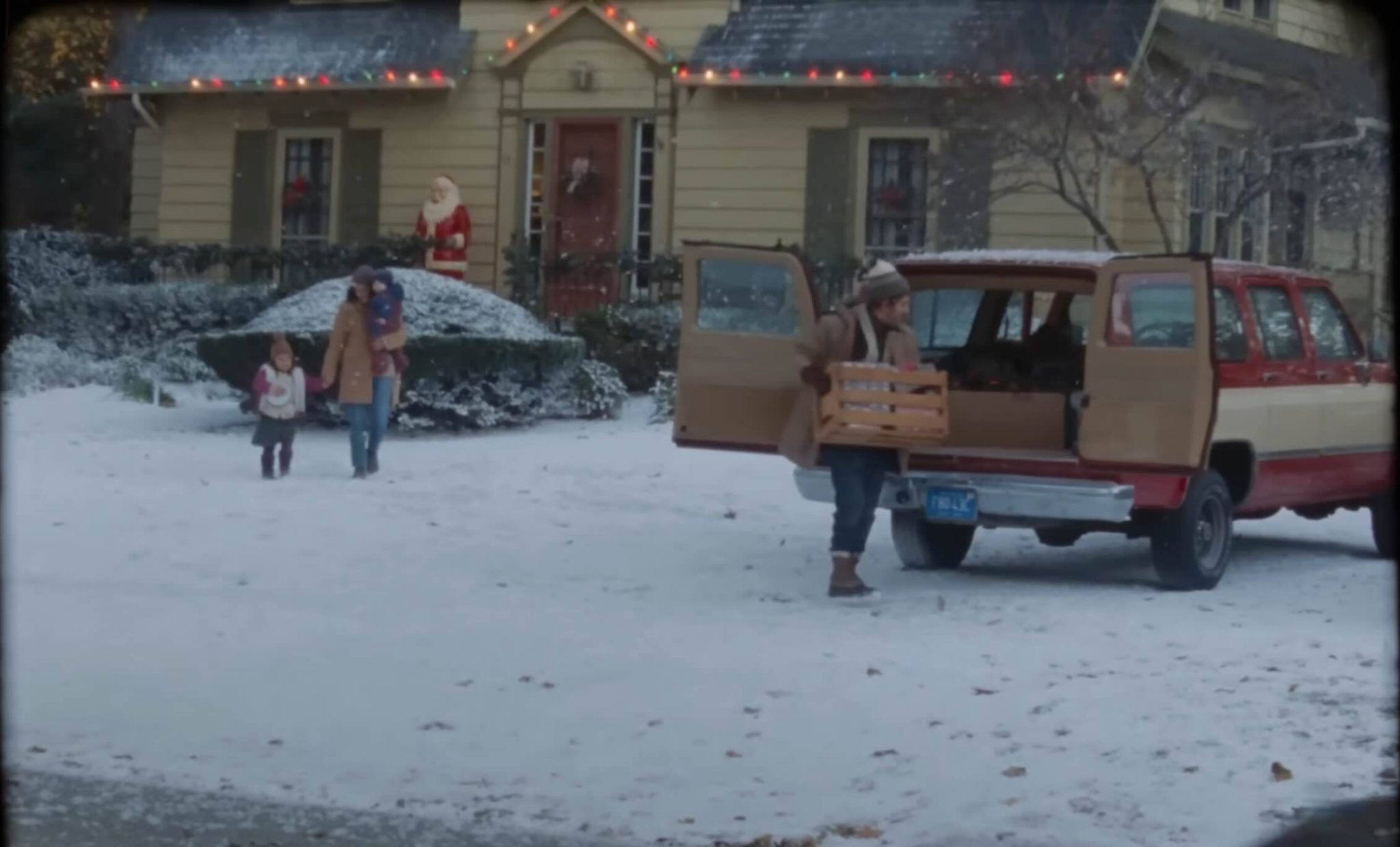 Chevy's Christmas Commercial - EPautos - Libertarian Car Talk