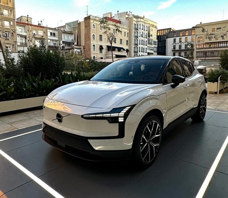 2026 Volvo EX30 - EPautos - Libertarian Car Talk